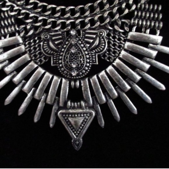 DLNLX by Dylanlex | Jewelry | New Dylanlex Silver Statement Necklace ...